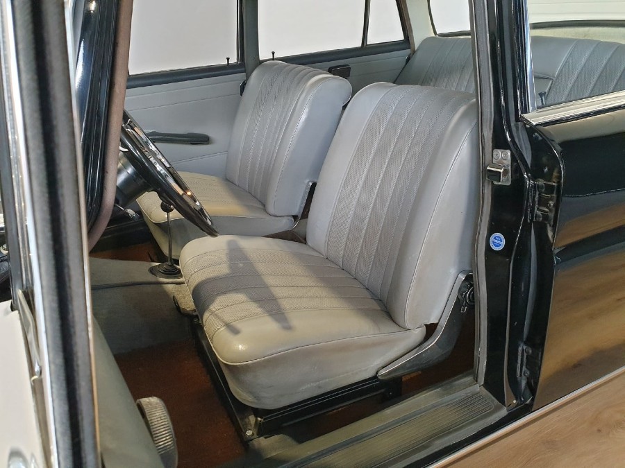 ID: 3226 • Händler • Vriezenveen, Niederlande